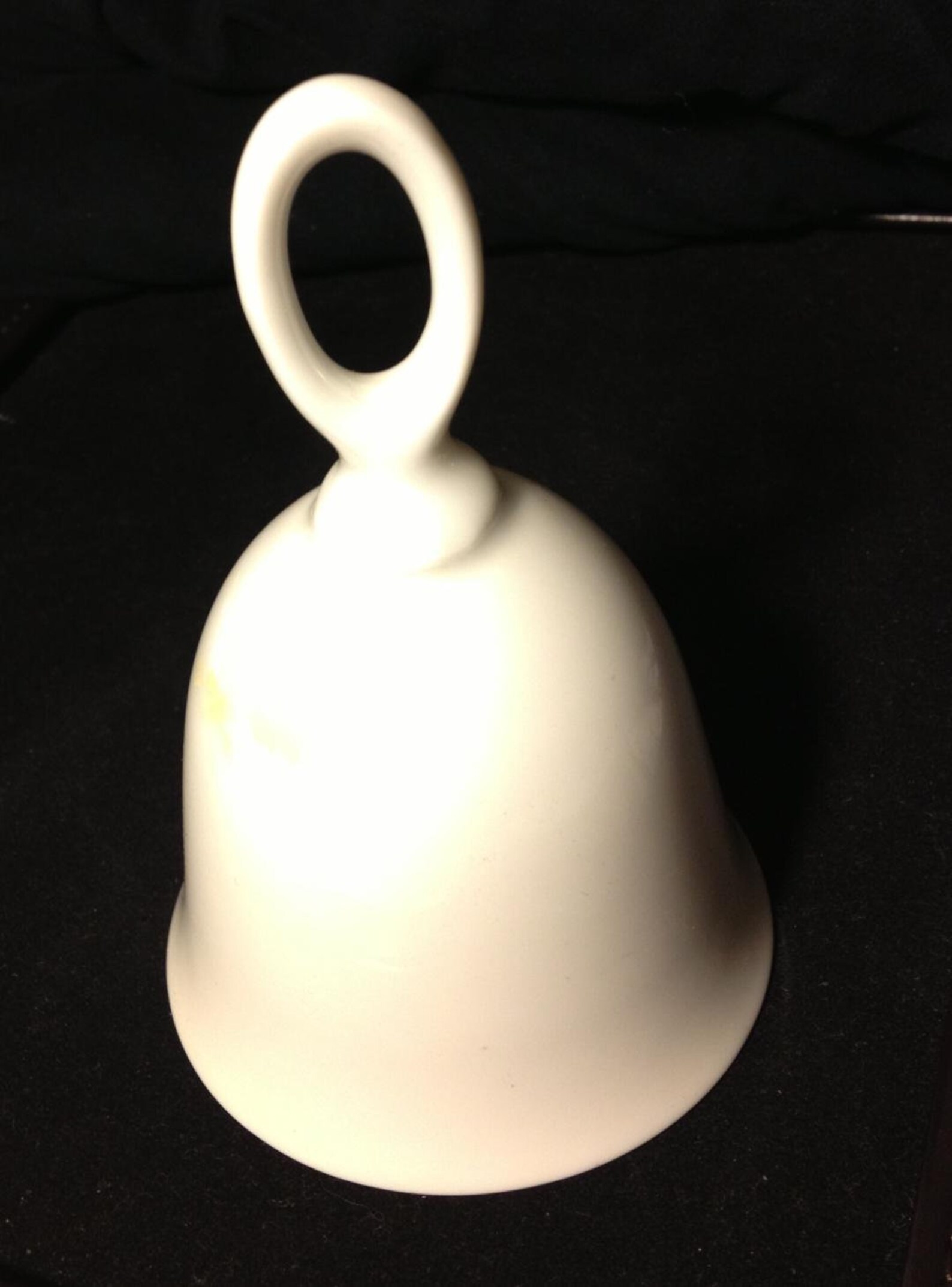 Texas 4-1/2" Bell "bone White" "dark Green Leaf""ringing Bell" the Base ...
