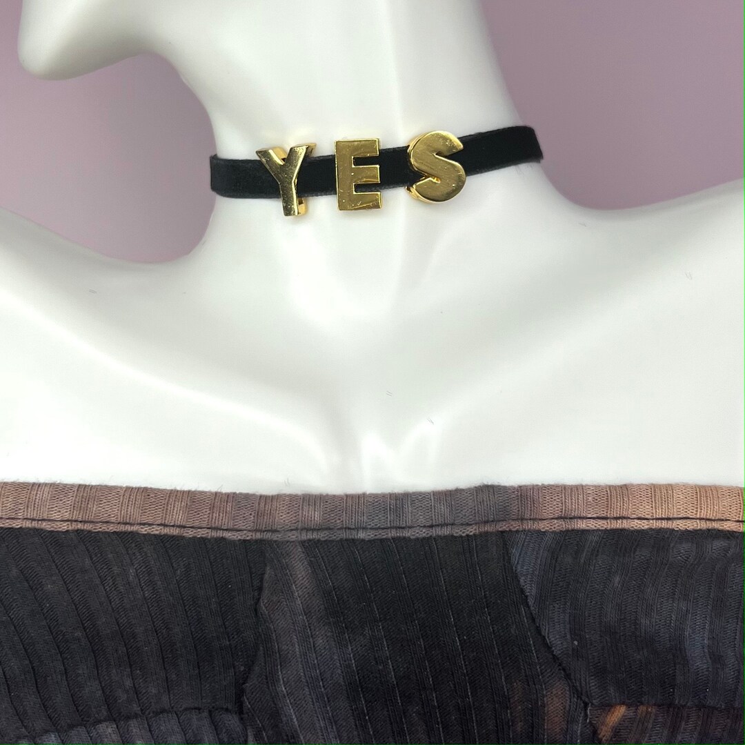YES | Name Word Choker | Stainless Steel & Velvet Choker Necklace ...
