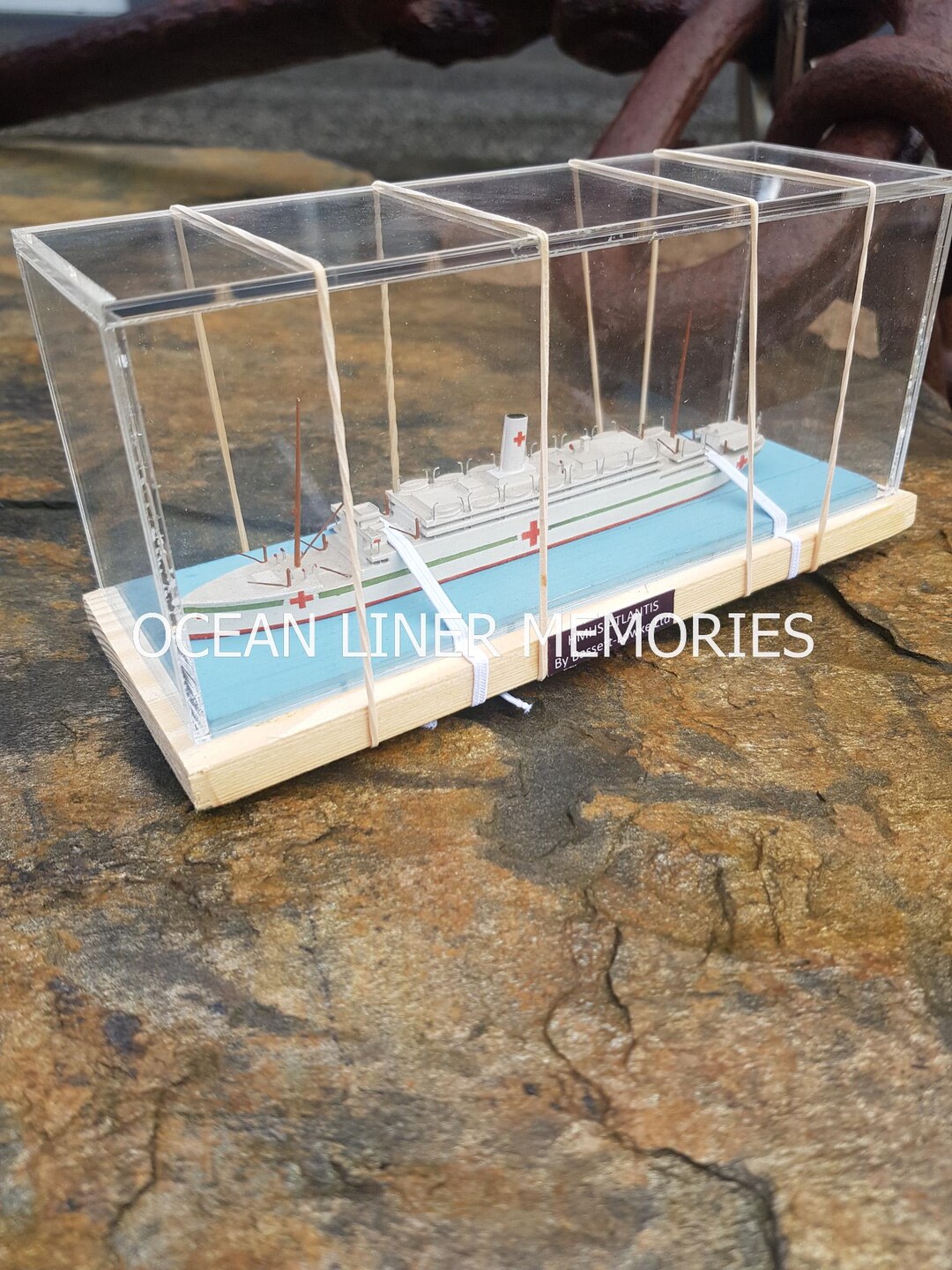 Bassett Lowke Hospital Ship Model Ship HMHS Atlantis Van Ryper Model ...