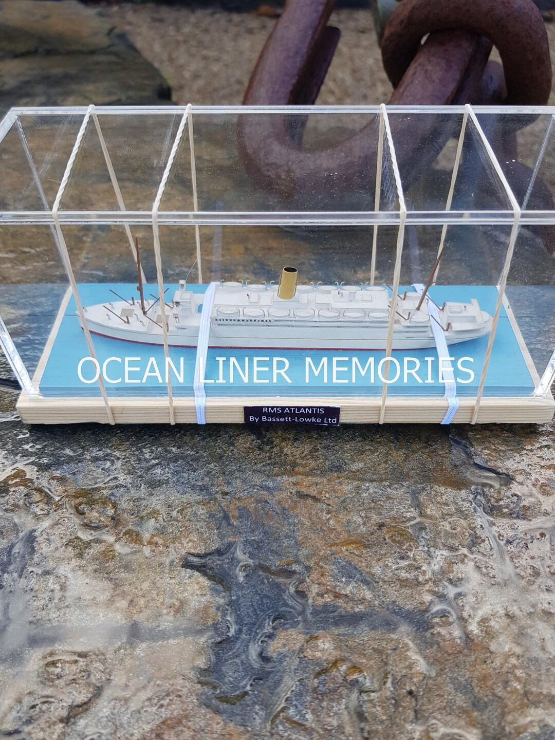 Bassett Lowke Model Ship RMS Atlantis White Hull Van Ryper Model Derek ...