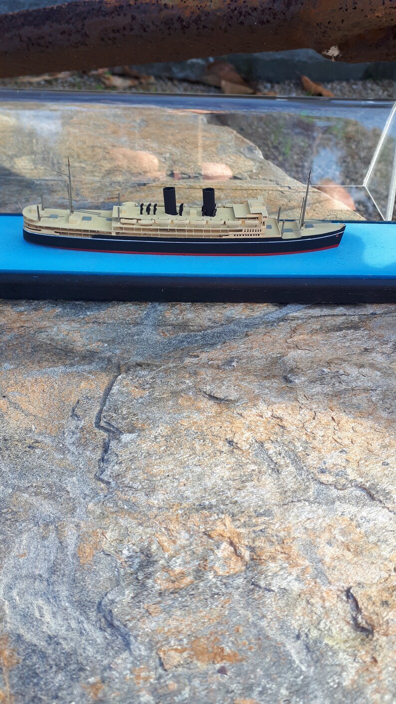 Model Ship Viceroy of India Bassett Lowke Style Steamship Ocean Liner ...