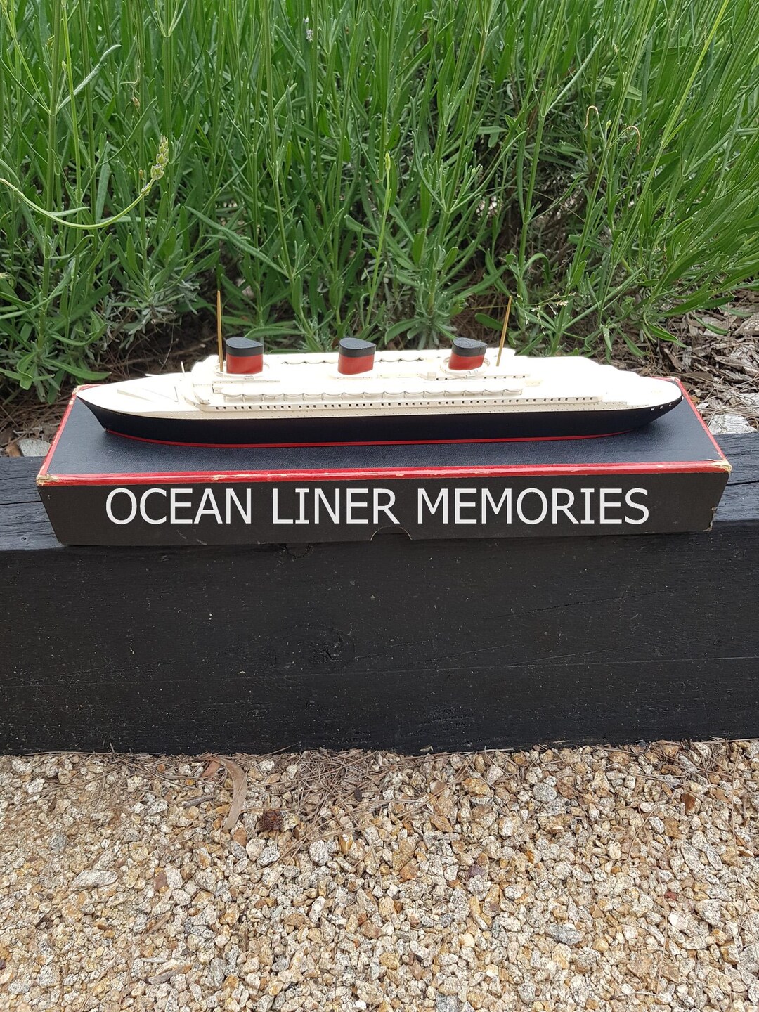 Van Ryper Model Ship Waterline Model Paquebot Normandie Ocean Liner ...