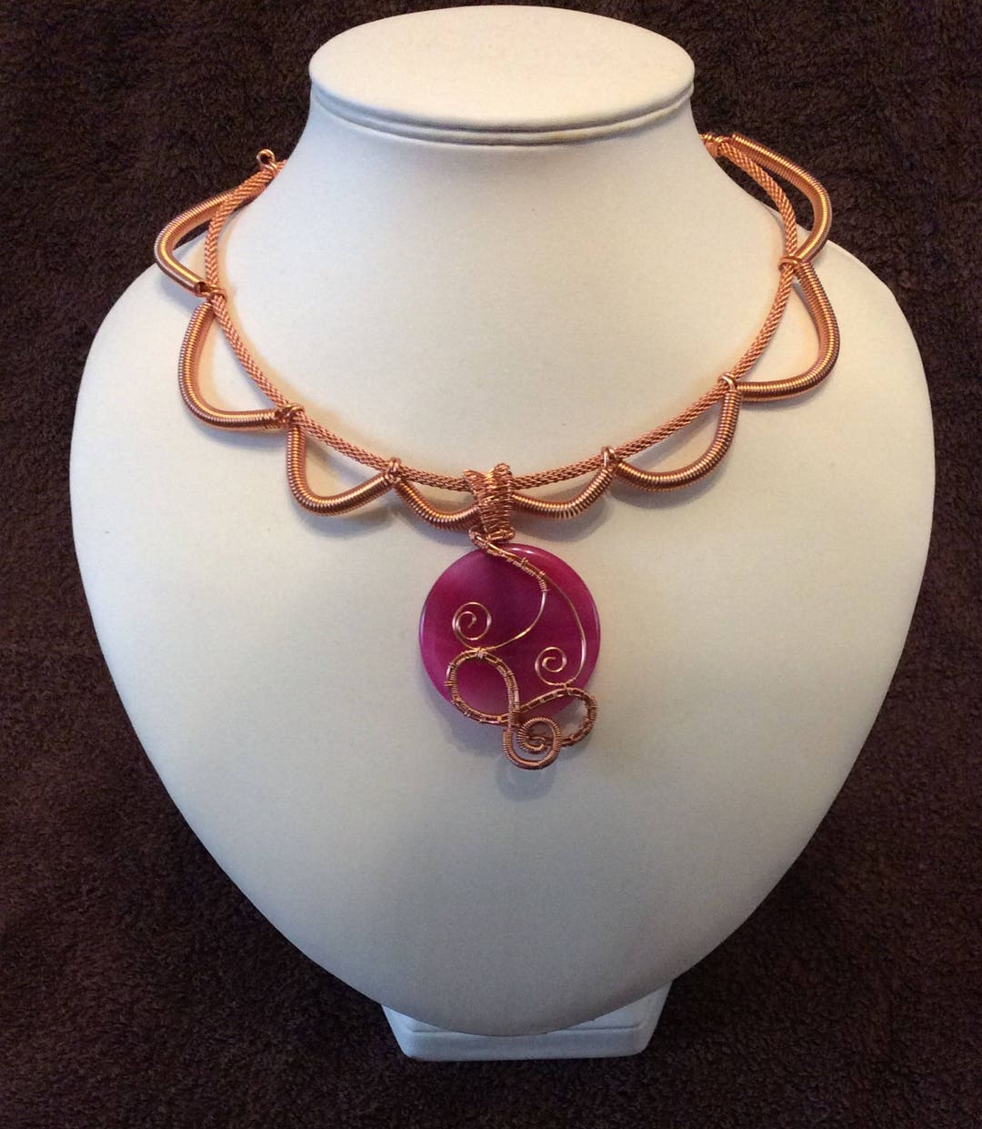 Fuschia Agate Necklace - Etsy