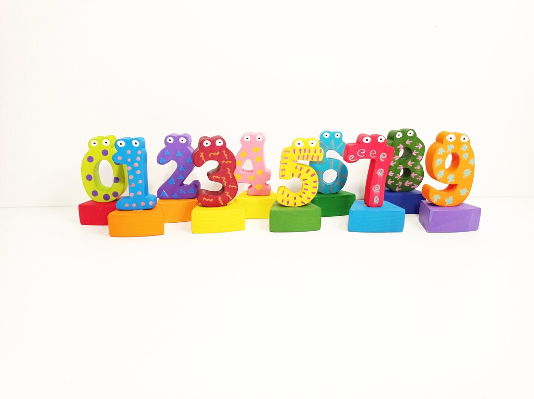 Numbers With Eyes Celebration Birthday Ring Ornament Set, 10 Waldorf ...