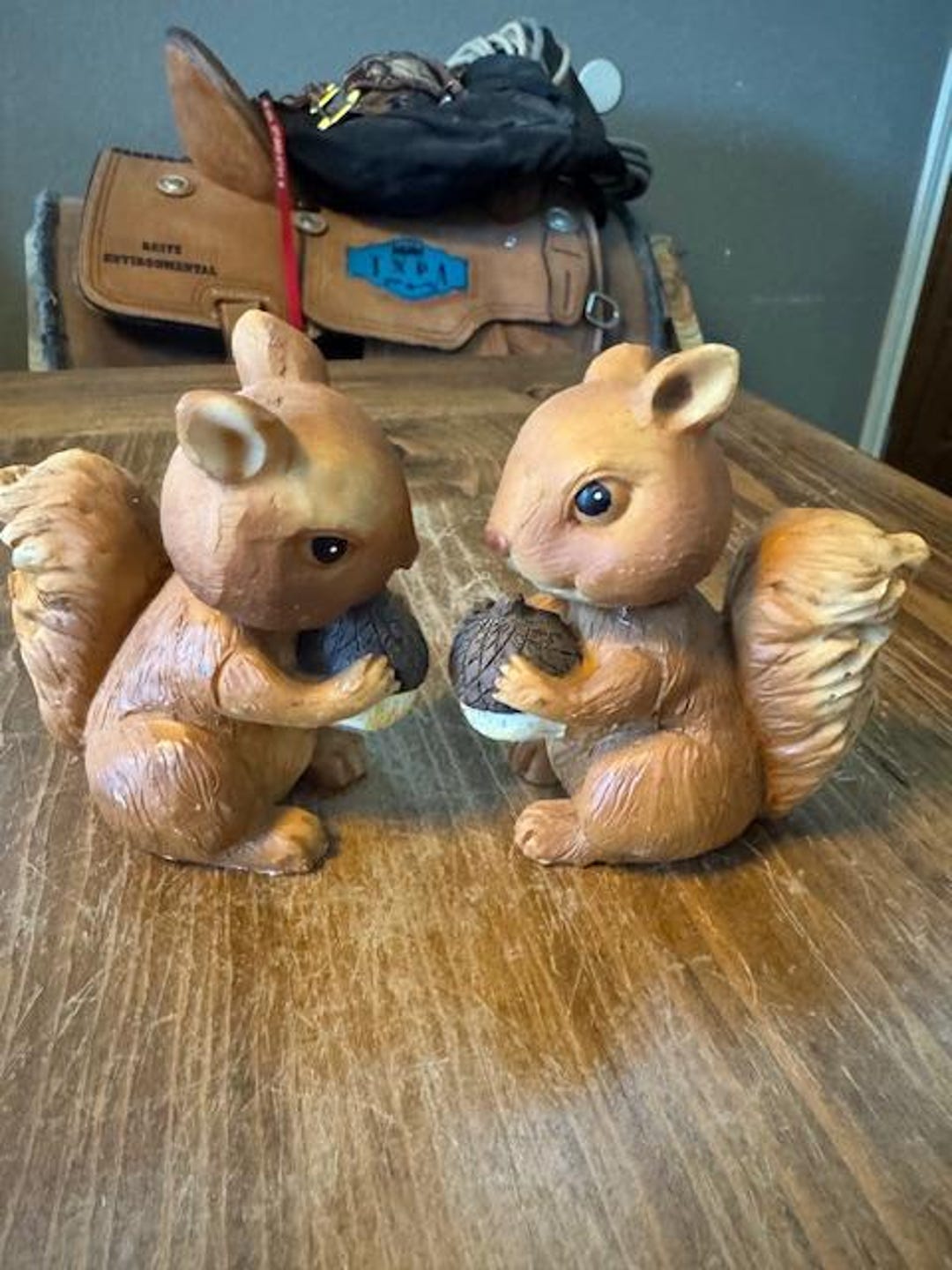 Set of 2 Vintage Bobble Head Chipmunks With Acorns - Etsy
