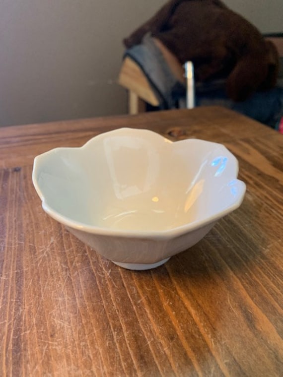 Lotus Flower Bowl - Etsy