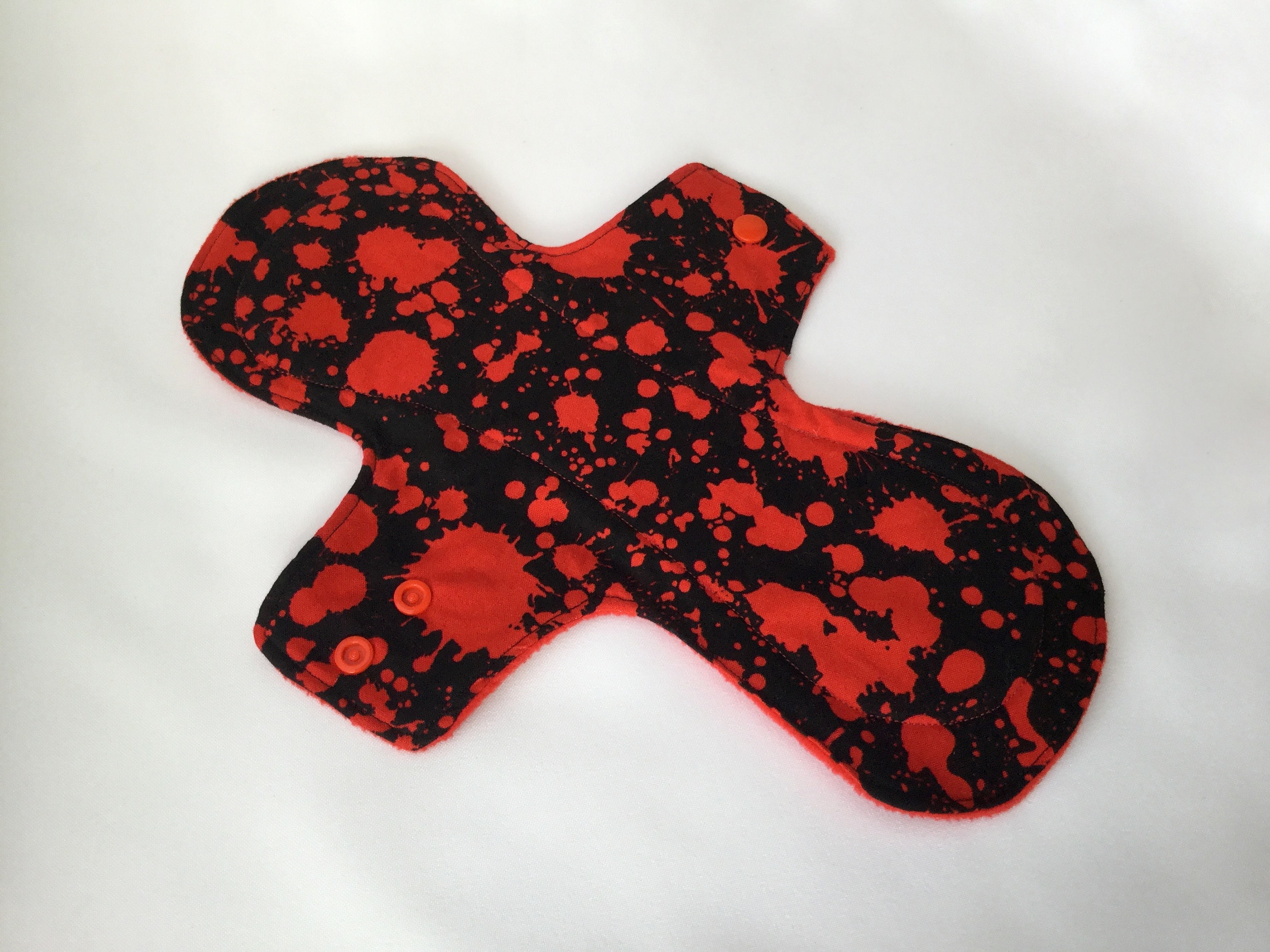 Blood Bath Reusable pads Cloth Pads Sanitary pads Cloth | Etsy