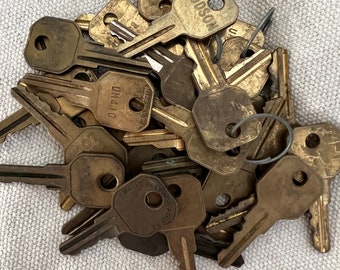 Mini Square Brass Keys Set of 20 - Etsy