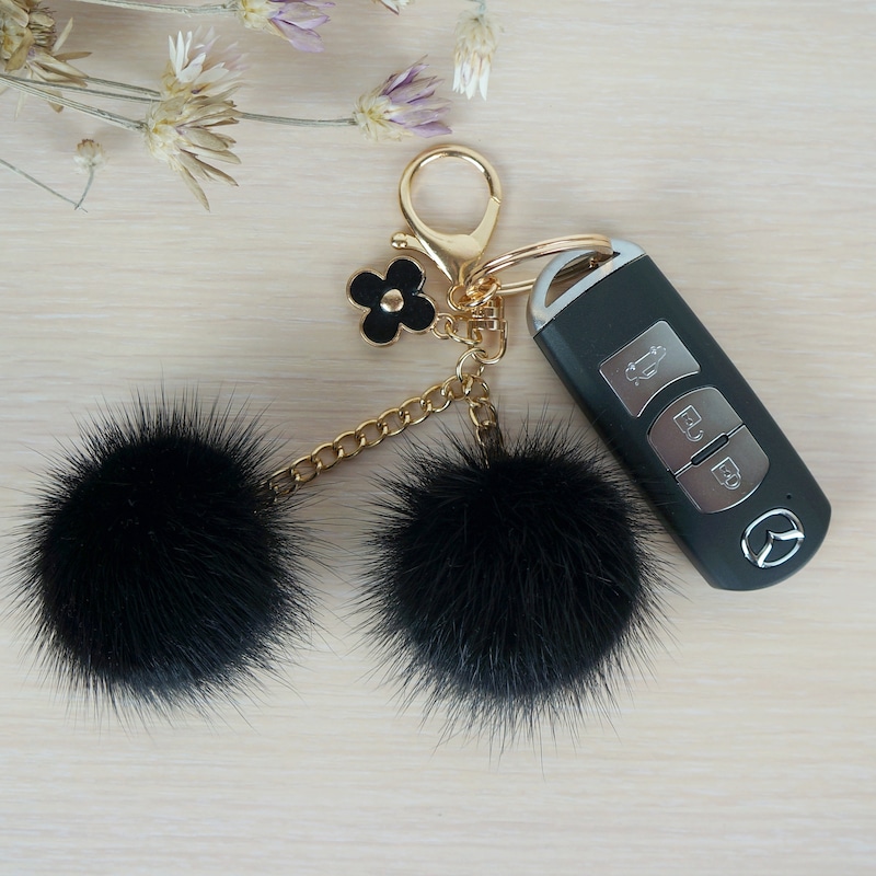 Pompom Keychain - Etsy