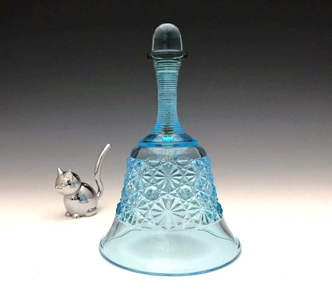Vintage Daisy Button Glass Bell - LG Wright - Etsy