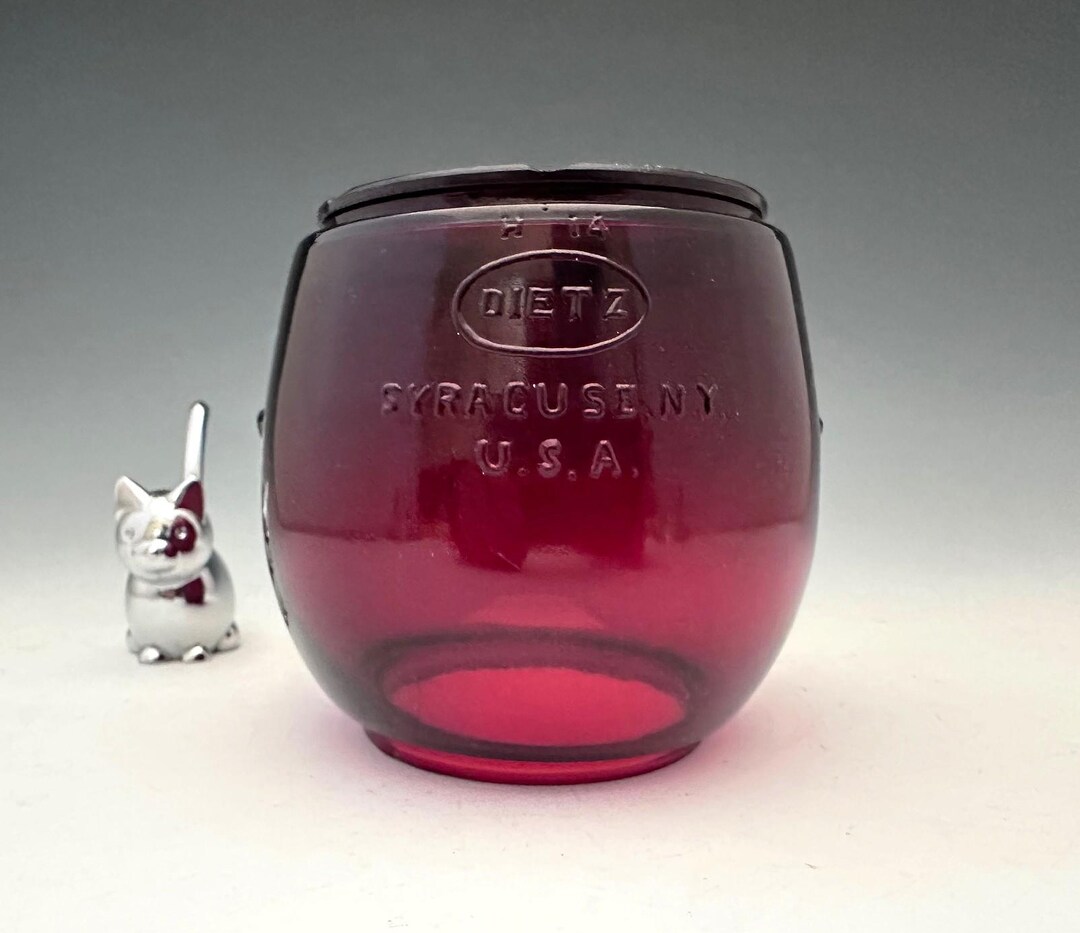 Dietz Little Wizard Loc-nob Red Glass Globe - Etsy