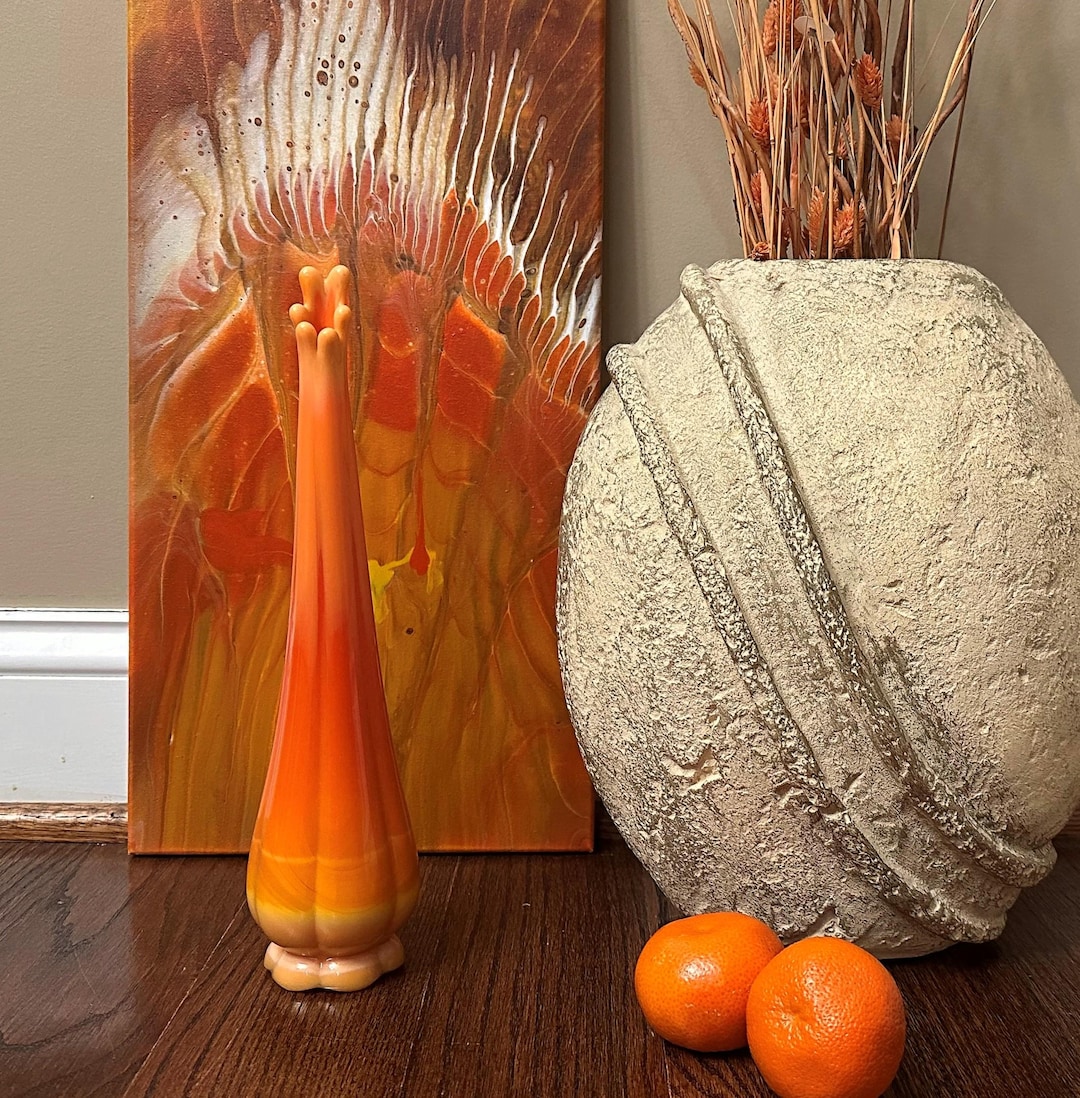 L.E. Smith Glass Bittersweet Vase - Simplicity Line - MCM Decor - Etsy