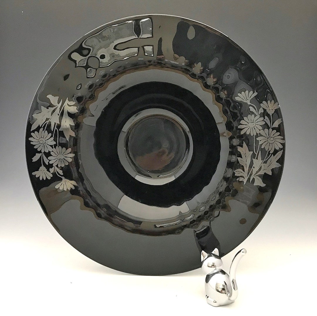 L.E. Smith Black Glass Console Bowl With Two Daisies Silver Decoration ...
