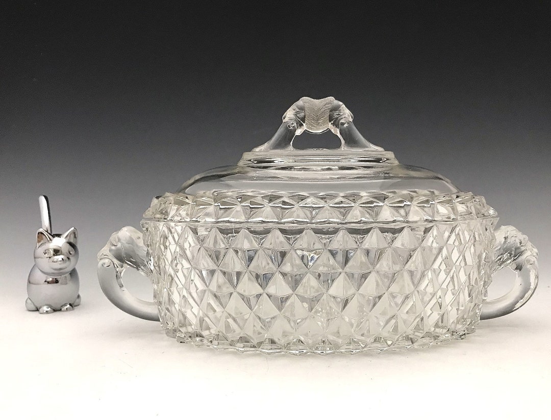 Bryce Brothers Amazon Pattern Covered Nappy - Serving Dish - Early ...