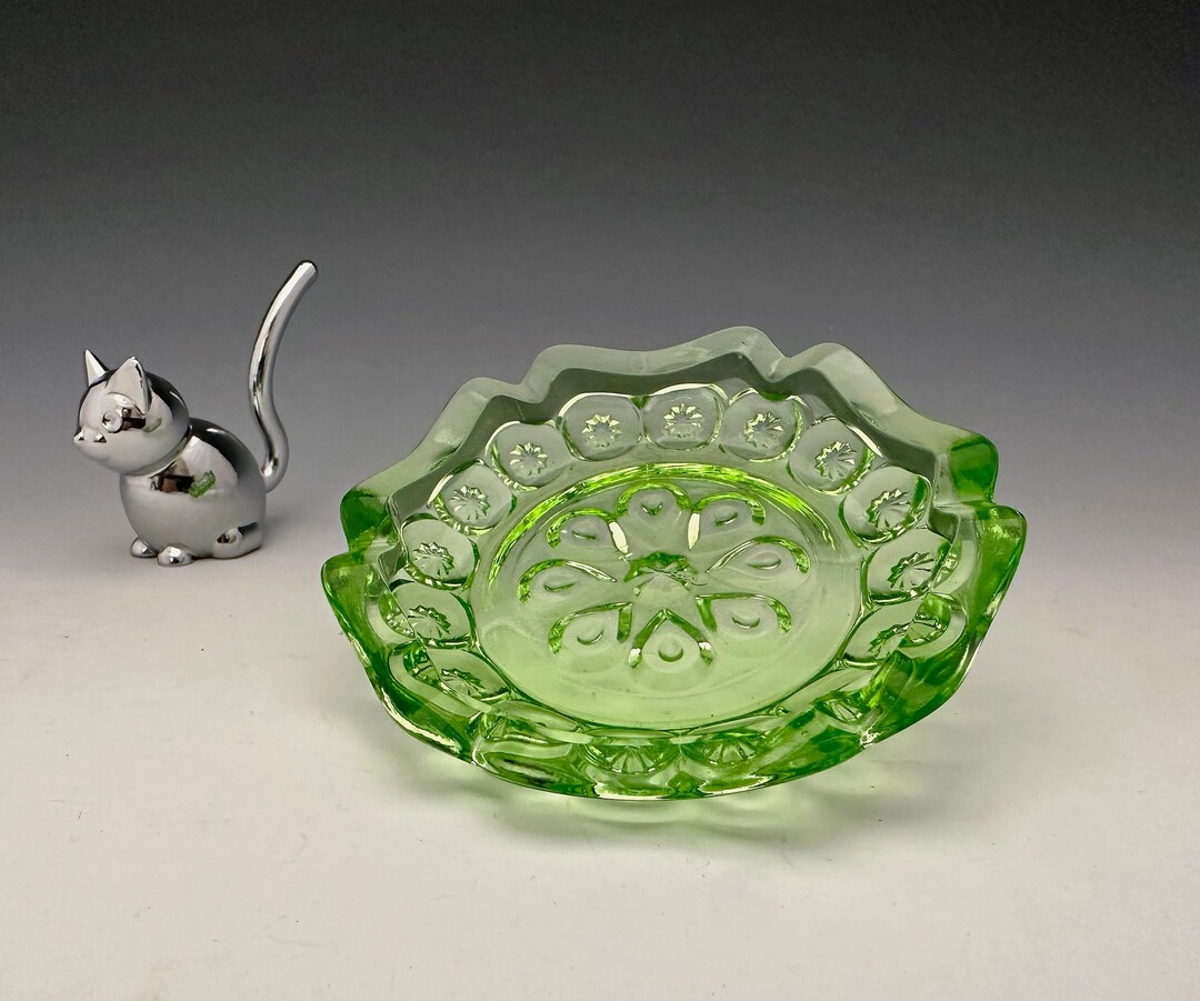 Weishar Moon and Star Coaster/ashtray (4286NG) - Neon Green - Etsy