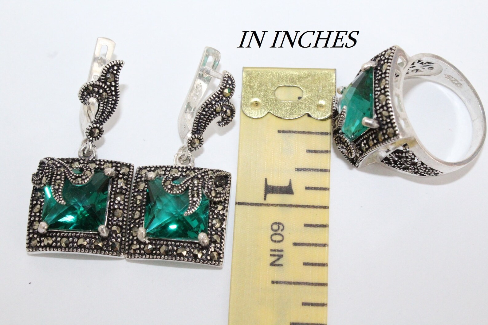 Silver small set Emerald green stone Earrings and ring | Etsy