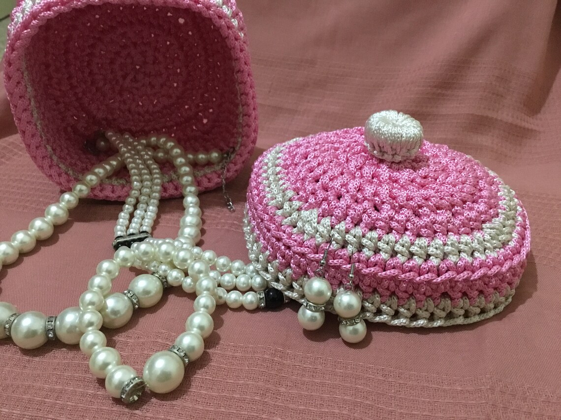 Crochet Pattern Luxury Jewelry Box, Crochet Patterns Cube Box, Crochet ...