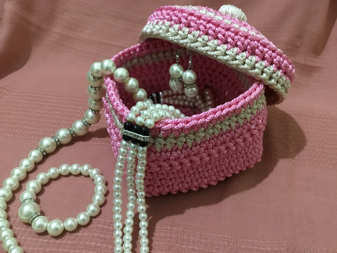 Crochet Pattern Luxury Jewelry Box, Crochet Patterns Cube Box, Crochet ...