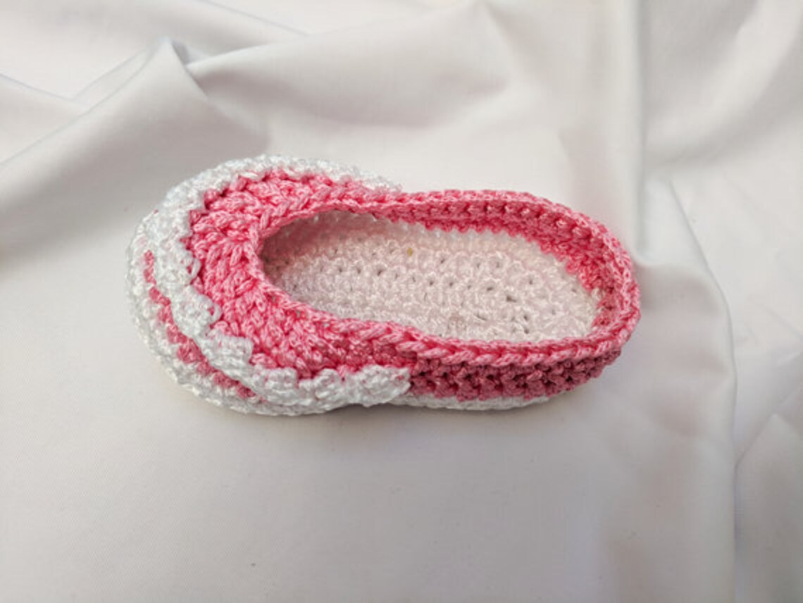 Crochet Pattern, Crochet Baby Slipper Pattern, Girls Crocheted Shoe ...