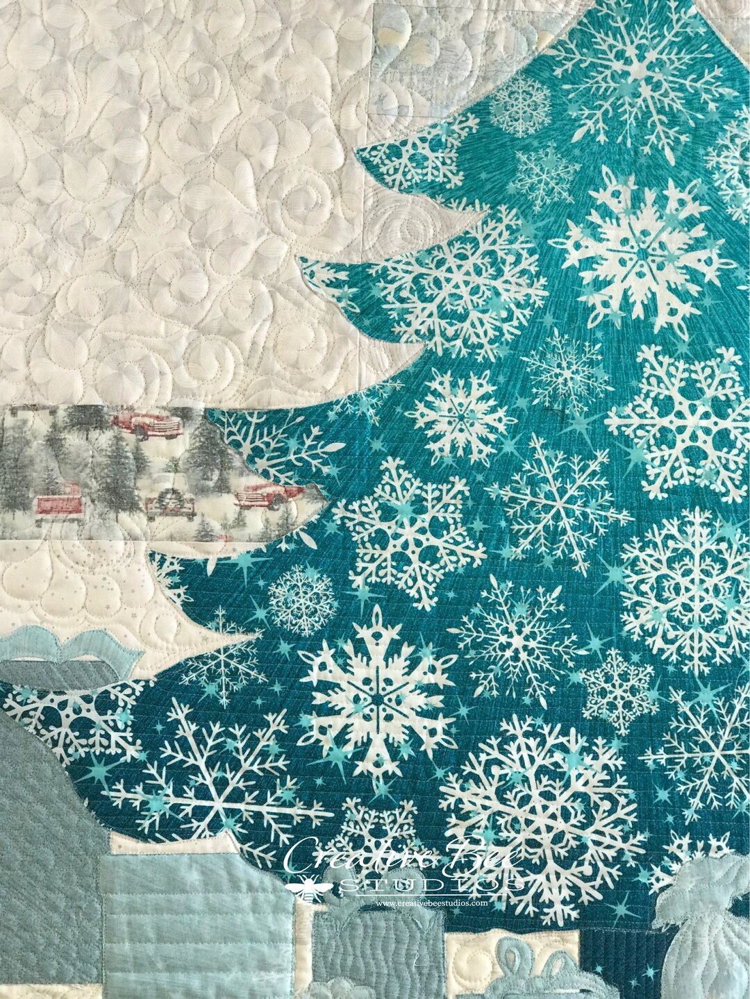 Easy Applique Designs -make JOY, the Christmas Applique Design Quilt ...