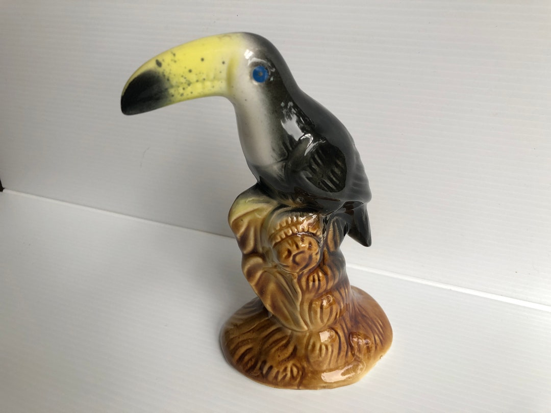 Vintage Ceramic Toucan Bird Figurine, 7 Inch Toucan Perched on Tree ...