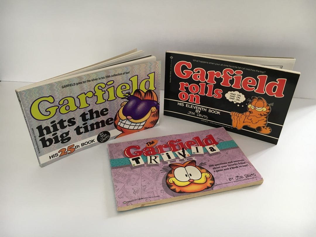 Set of 3 Garfield Paperback Books, Garfield Rolls On, Garfield Hits the ...
