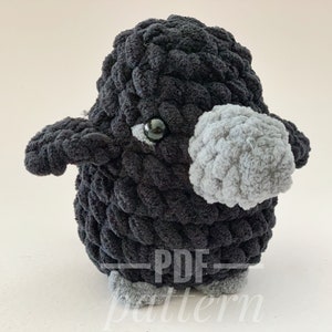 Chubby Crow Crochet Pattern: Amigurumi Keychain (PDF Pattern) - Etsy