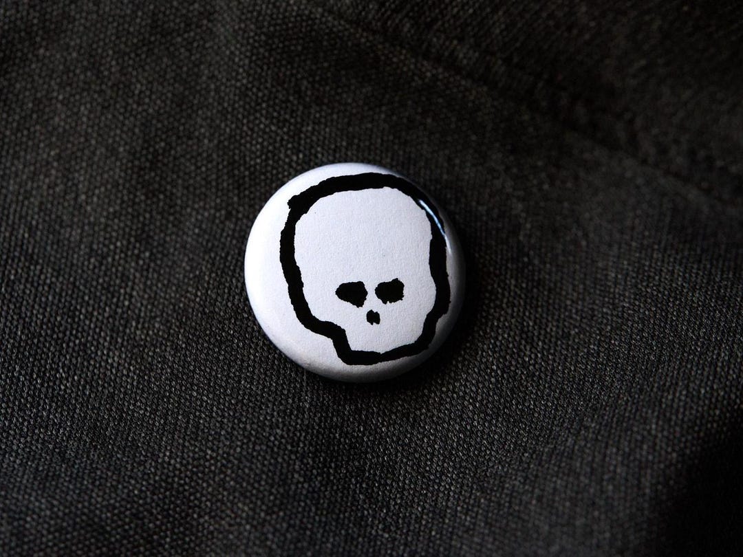 Memento Mori Skull Buttons - Stoic Button - Freemason Button - Skull ...