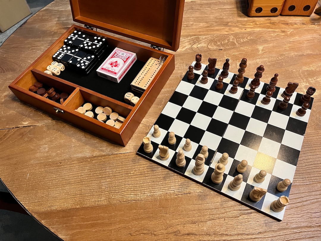 Personalized 7-in-1 Game Set - Chess, Backgammon, Cribbage, Dominoes ...
