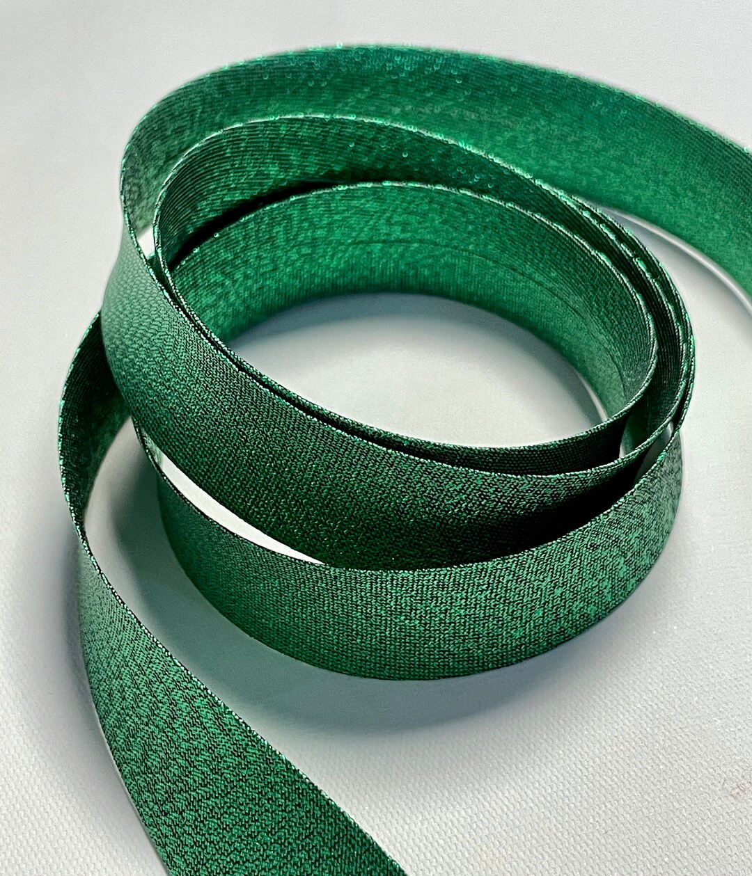 Pre-folded Metallic Lurex GREEN Laminated Bias Binding, 20mm Wide ...