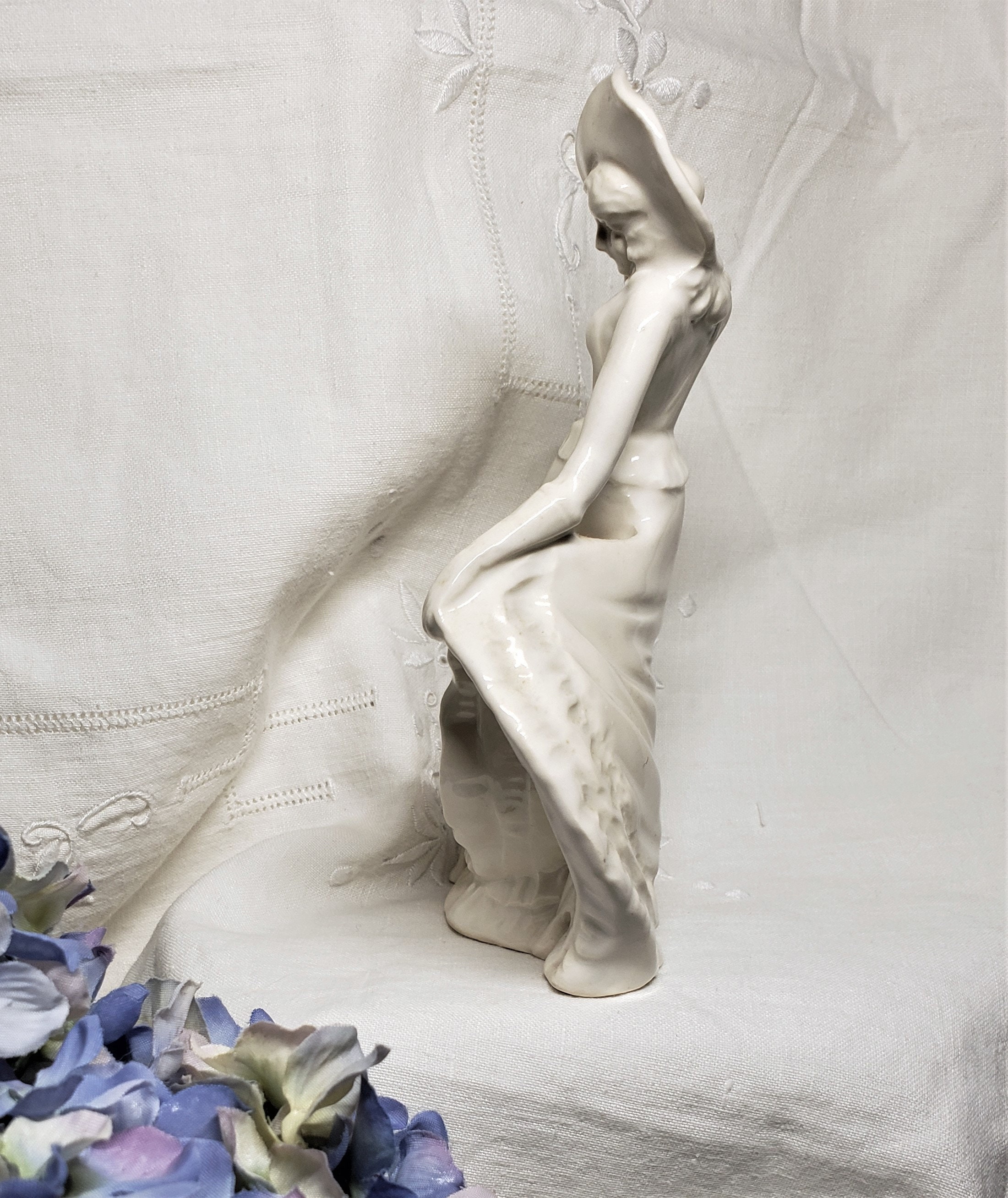 White Porcelain Figurine, ART DECO LADY - , Lady With Gloves Holding ...