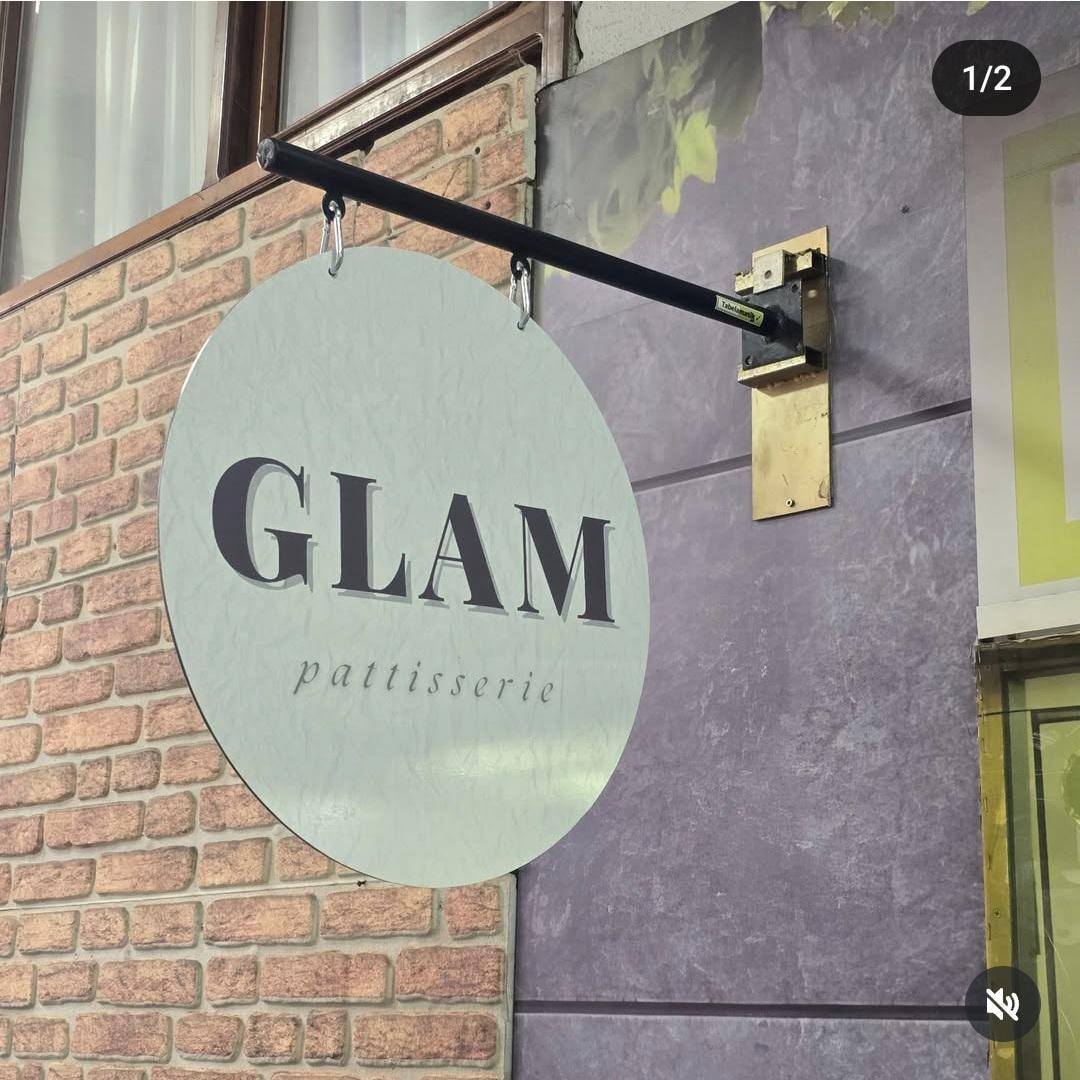 Custom Round Blade Sign, Storefront Outdoor Hanging Sign, Business Logo ...