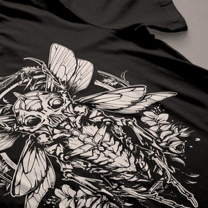 Dark Cottagecore Cicada T-shirt | Insect Bug Shirt | Entomology ...