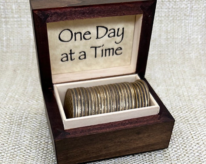 12 Step Coin Holder, Narcotics Anonymous, Alcoholics Anonymous, 12 Step ...