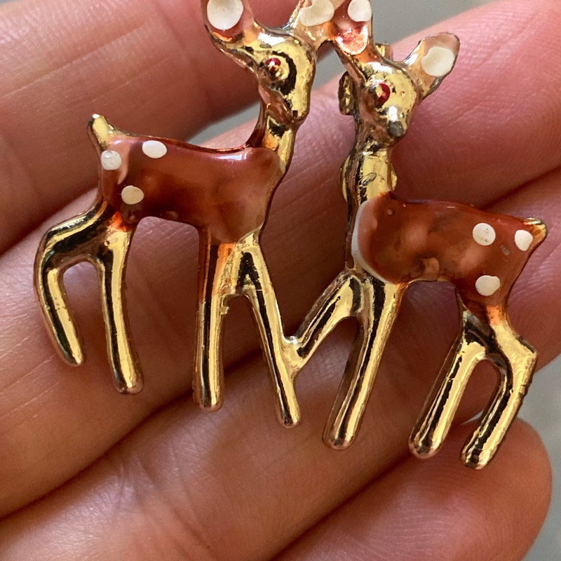 Deer Brooch - Etsy