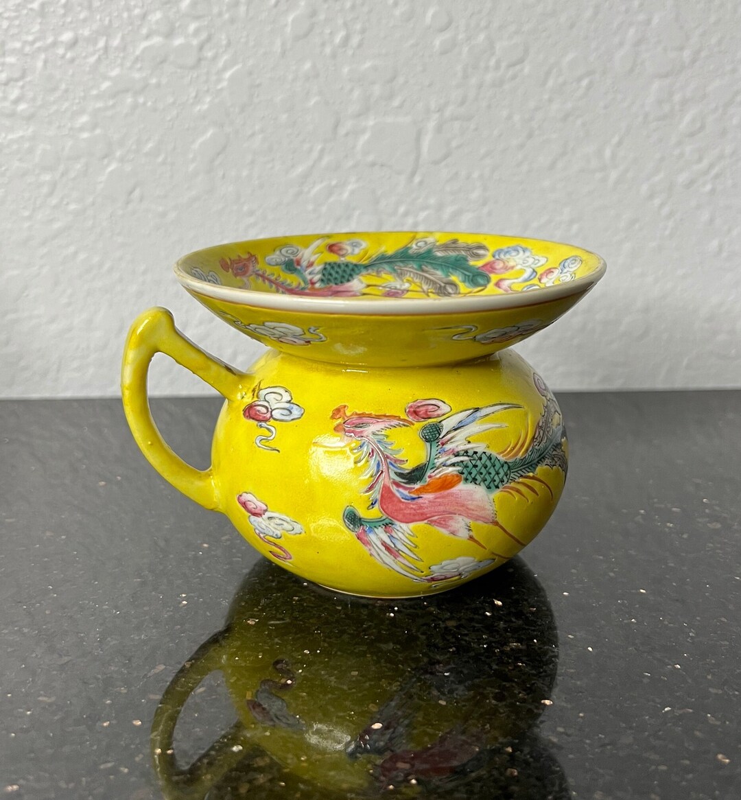 Late 19th Century Ceramic Spittoon Decorated With 2 Phoenixes on the ...