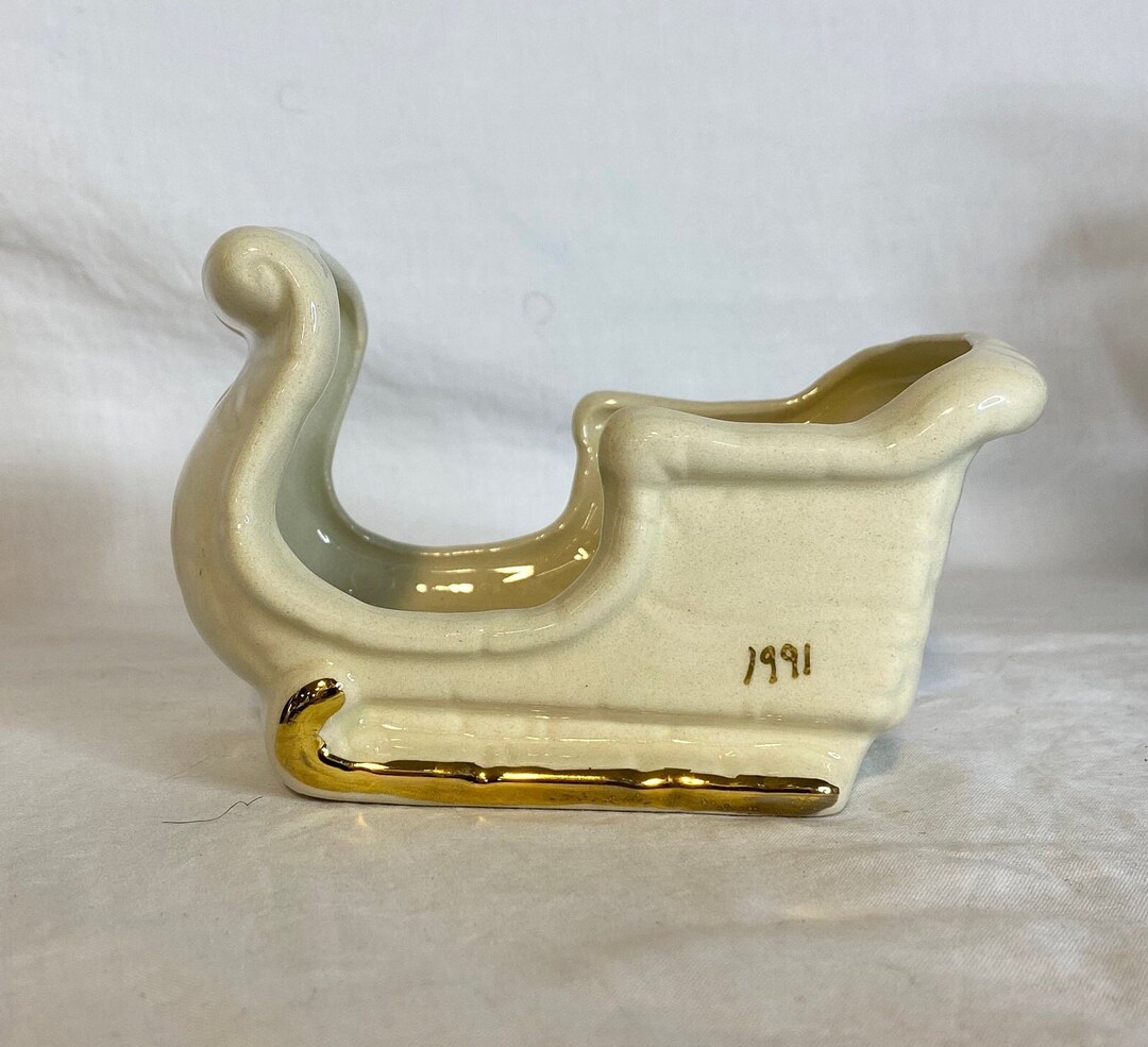 Vintage Kimple Ceramic Santa Sled: off White & Gold Christmas ...