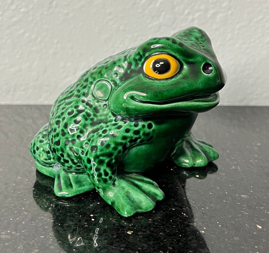 Vintage 1970's Atlantic Mold Toad Frog Creepy Eyes - Etsy