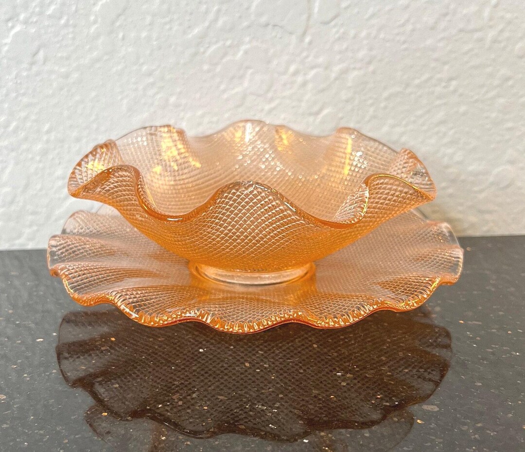 Vintage Colony Pink Glass Candy Dish: Scalloped Edge, Ruffle Weave - Etsy