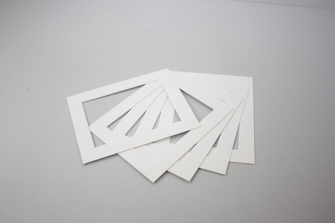 Soft White Picture Mounts | Packs of 5 / 10 / 20 | Artist Mats | Bulk ...