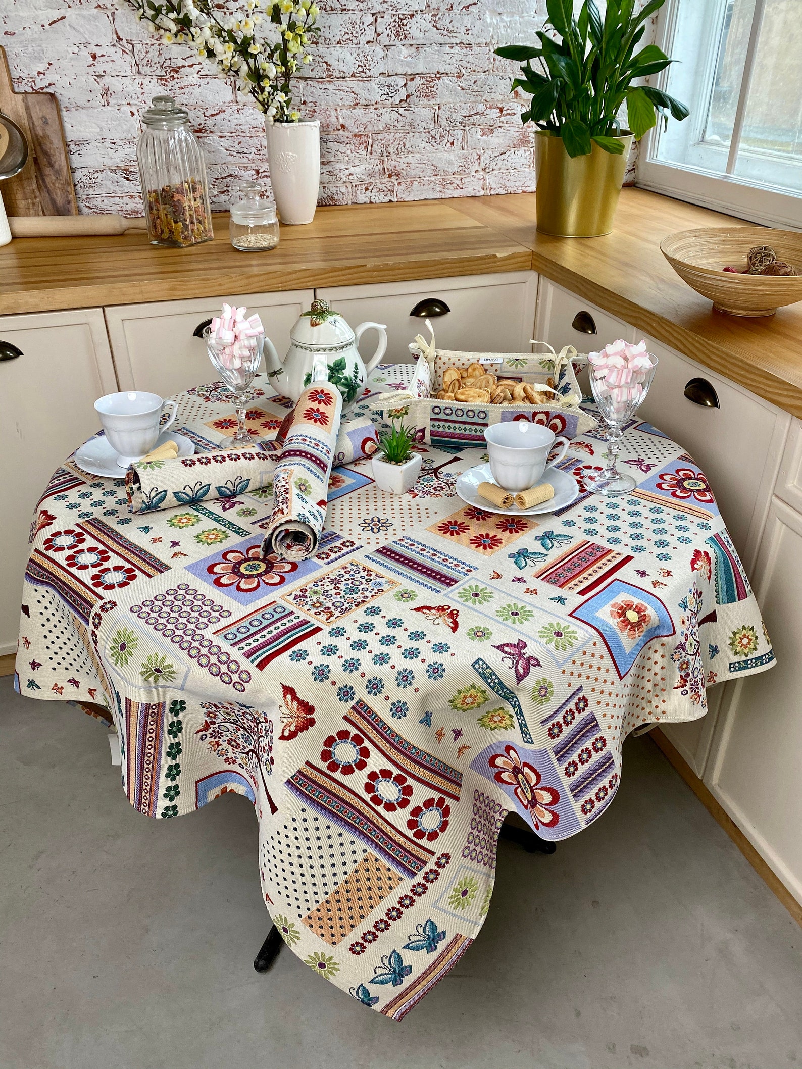 Tree of Life Tablecloth Beautiful Pattern Cute Flowers - Etsy Denmark