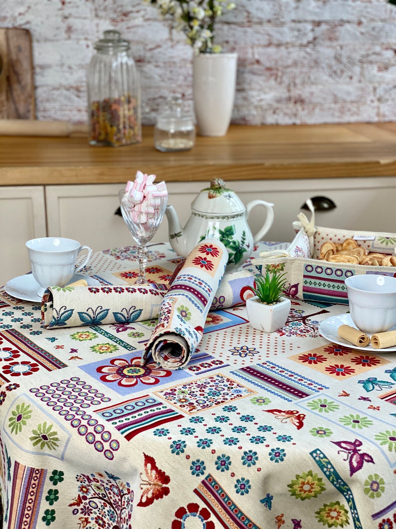 Tree of Life Tablecloth Beautiful Pattern Cute Flowers - Etsy Denmark