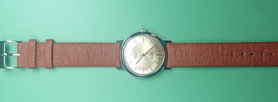Vintage Rotary 21 Jewel Incabloc Watch - Gem