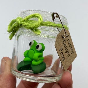 Frog Clay Figure Freshly Caught Frog Frog Collector Frog Phobia - Etsy