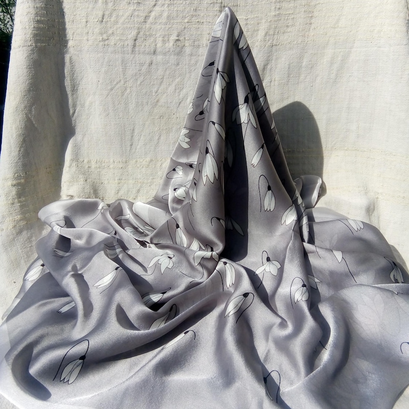 Silk silver chiffon evening cape - Etsy.de