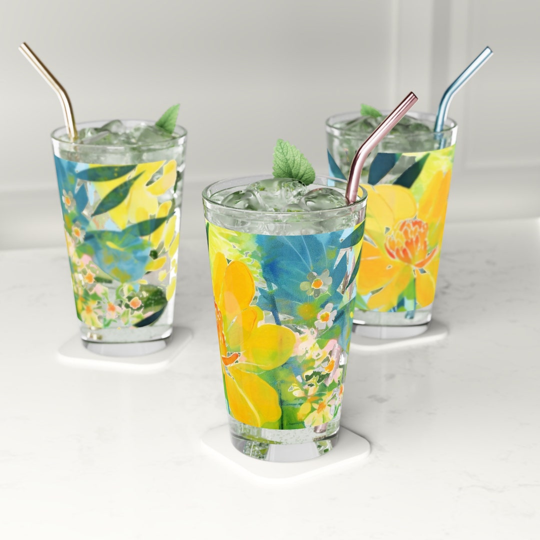 Set of 3 Delicate Flower Pint Glasses, 16oz, Floral Drinkware, Gift for ...