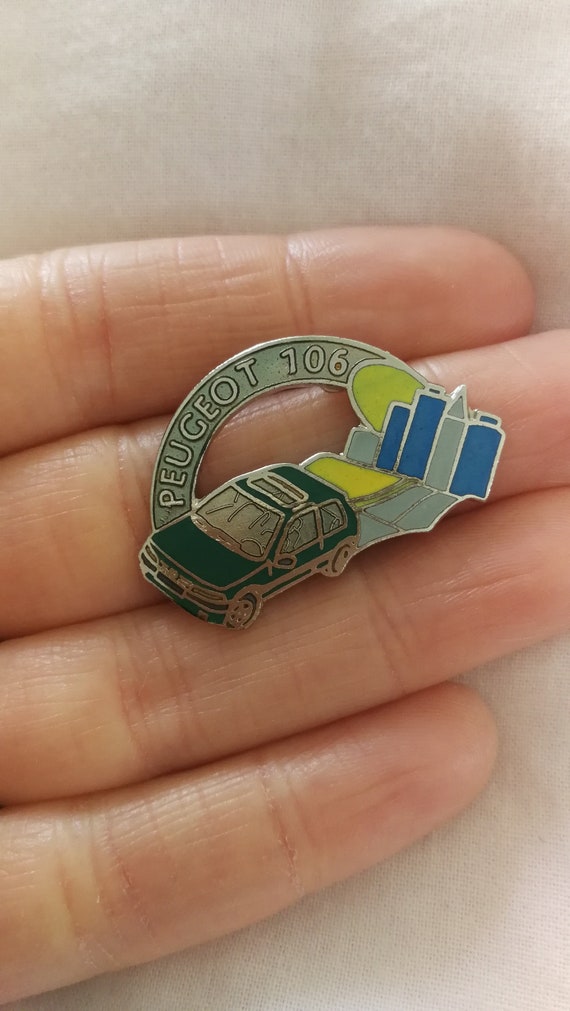 vintage peugeot logo pin - Gem