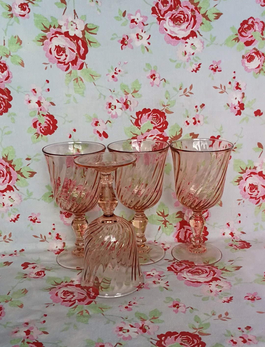 Set of 4 Vintage French Pink Depression Arcoroc Glasses Swirl Rosaline ...