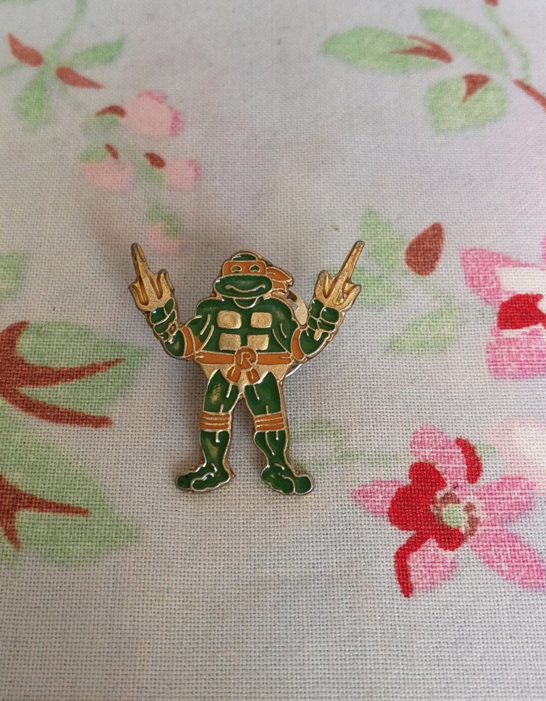 Vintage Ninja Turtle Pin Cartoon Michelangelo Badge Orange Bandana 90's ...