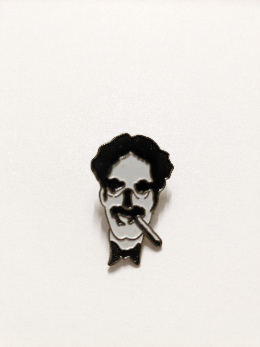 Groucho Marx Enamel Pin Cartoon Badge 90's Marx Brothers Al Hirschfeld ...